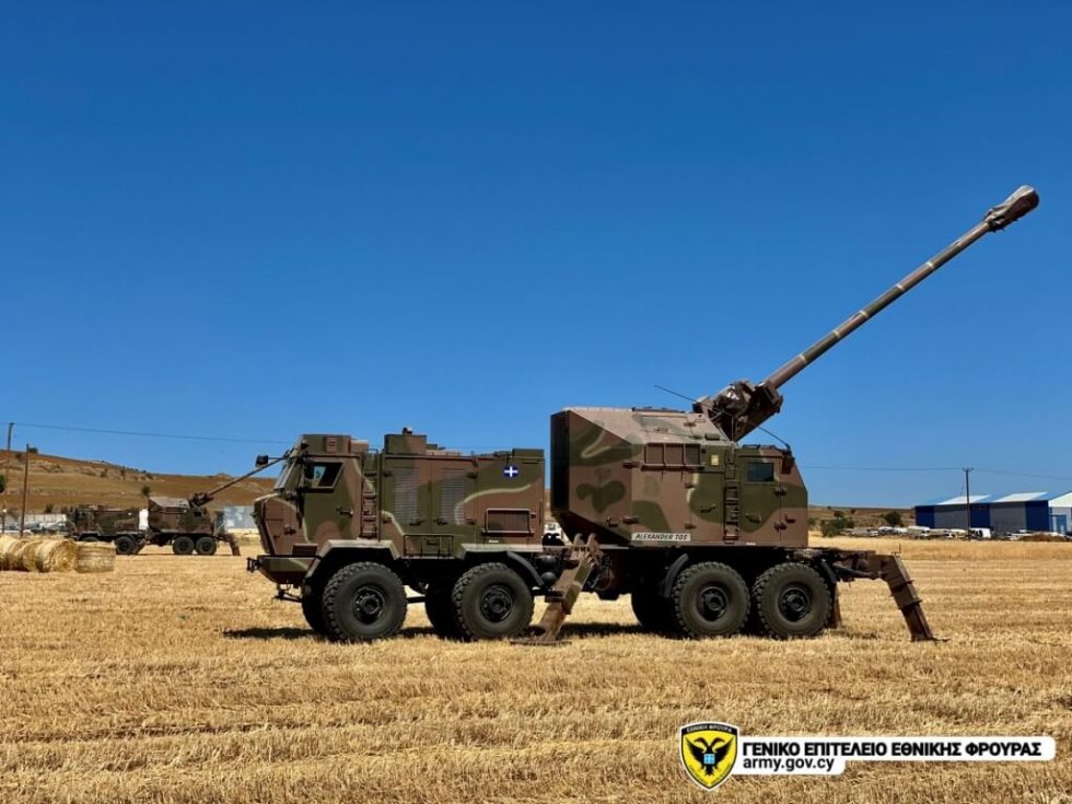 National Guard | Artillery Exercises with NORA 155 mm self-propelled ...