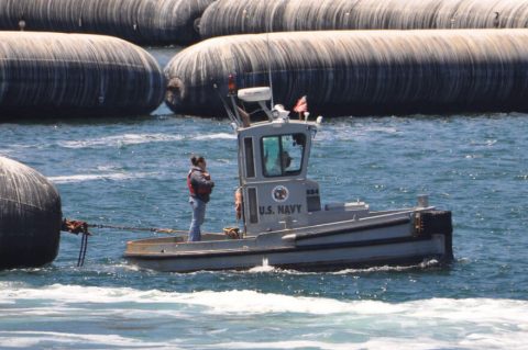 “Boomin Beaver”丨The US Navy's Tiny Tugboat - Photos and VIDEO | DEFENCE ...