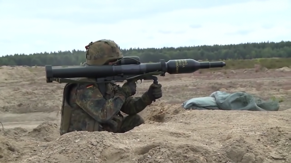 Panzerfaust 3 | Το Γερμανικό αντιαρματικό που θα σταλεί στην Ουκρανία ...