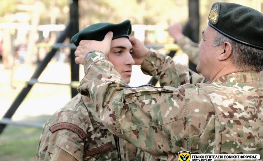Εθνική Φρουρά | Παίρνουν τα πράσινα μπερέ οι Καταδρομείς της 23 ΕΣΣΟ ...