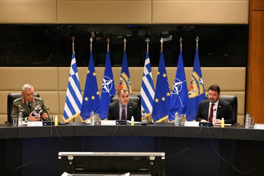 Παρουσίαση του Οδικού Χάρτη για την προσαρμογή των Ενόπλων Δυνάμεων ...