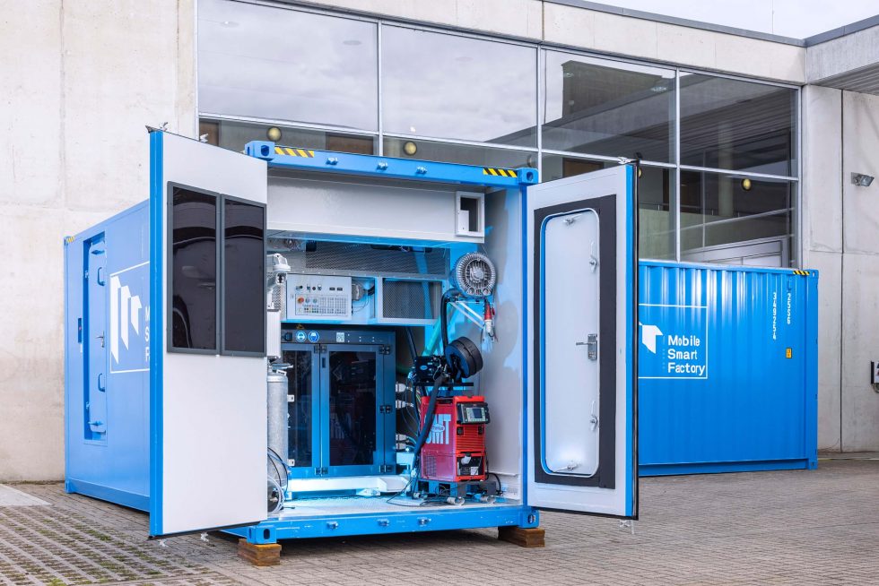 Rheinmetall | Presentation of the Mobile Smart Factory for Battle ...