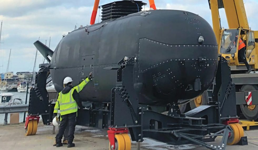 Lockheed Martin | Dry Mini-Submarine delivered to the US Navy - VIDEO ...