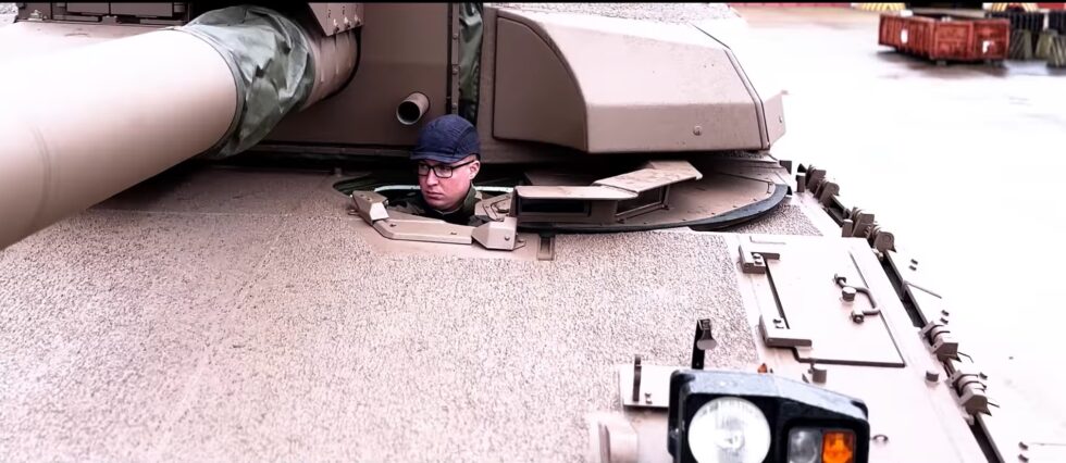 France | First upgraded Leclerc XLR delivered to the Army | DEFENCE ...