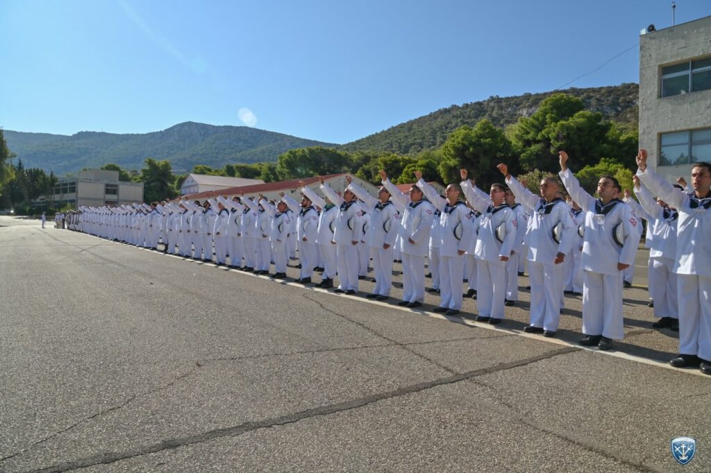 Ελλάδα | Ορκωμοσία ΕΠΟΠ σε Ναυτικό, Αεροπορία και Στρατό - Φωτογραφίες