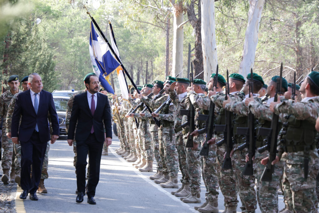 ΛΟΚ | Απονομή Πράσινου Μπερέ στους Καταδρομείς της 2025 ΕΣΣΟ - Παρουσία ...